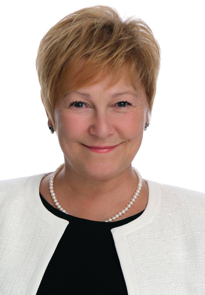 Profil d'artiste Duceppe pour Esther Lewis