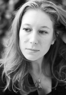 Profil d'artiste Duceppe pour Nina Raine